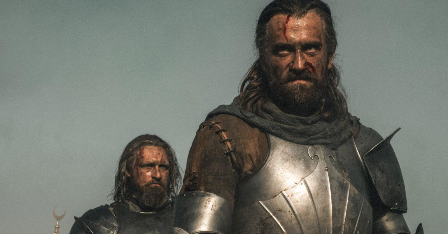 Több panasz érkezett a Médiahatósághoz a Hunyadi-sorozat erotikus jelenetei miatt | Magyar Narancs